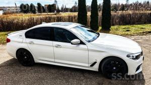 White BMW 530 2018 in Jelgava, with an engine capacity of 2.00 L and mileage of 201 thousand km for 23200 €, photo 3 on AUTOMOTO.COM.LV