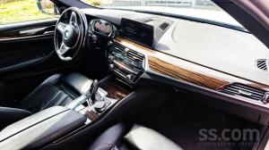 White BMW 530 2018 in Jelgava, with an engine capacity of 2.00 L and mileage of 201 thousand km for 23200 €, photo 7 on AUTOMOTO.COM.LV