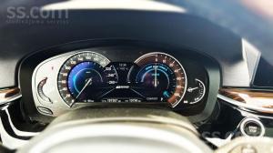 White BMW 530 2018 in Jelgava, with an engine capacity of 2.00 L and mileage of 201 thousand km for 23200 €, photo 11 on AUTOMOTO.COM.LV