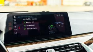 White BMW 530 2018 in Jelgava, with an engine capacity of 2.00 L and mileage of 201 thousand km for 23200 €, photo 13 on AUTOMOTO.COM.LV