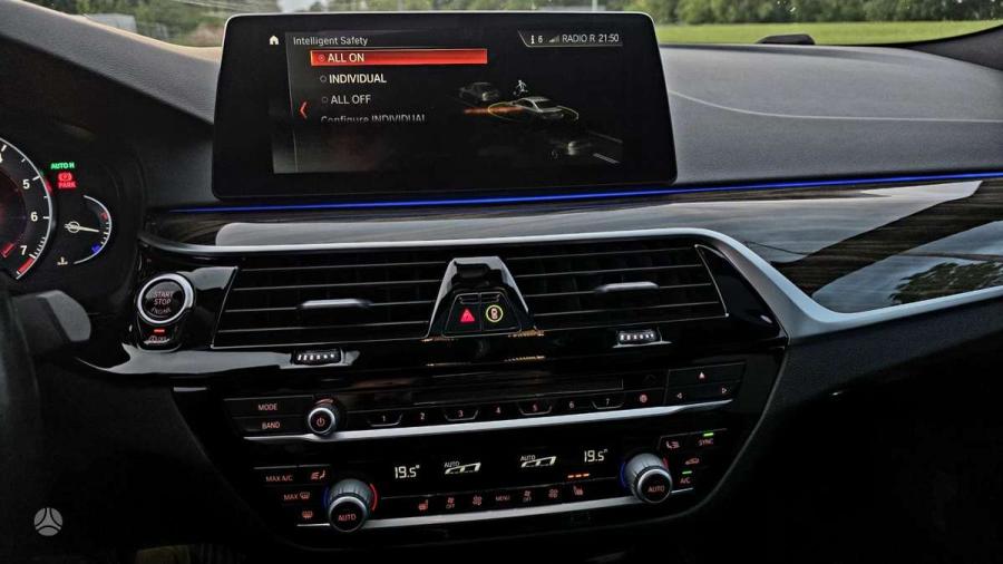 Balts BMW 530 2018 Kauņa, ar dzinēja tilpumu 2.00 L un nobraukumu 160 tūkst. km par 20800 €, foto 22 vietnē AUTOMOTO.COM.LV