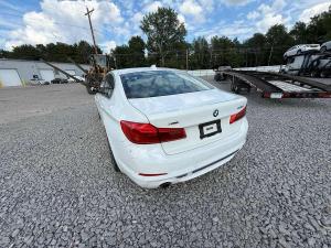 Balts BMW 530 2018 Viļņa, ar dzinēja tilpumu 2.00 L un nobraukumu 130 tūkst. km par 12800 €, foto 5 vietnē AUTOMOTO.COM.LV