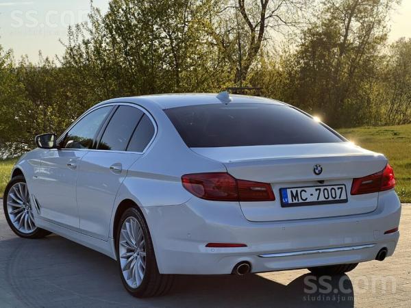 Белый БМВ 530 2018 в Даугавпилс, объемом двигателя 3.00 л и пробегом 137 тыс. км за 26500 €, фото 5 на AUTOMOTO.COM.LV