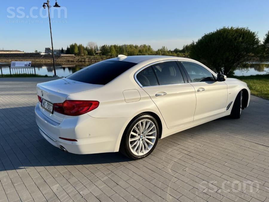 Balts BMW 530 2018 Daugavpils, ar dzinēja tilpumu 3.00 L un nobraukumu 137 tūkst. km par 26500 €, foto 11 vietnē AUTOMOTO.COM.LV