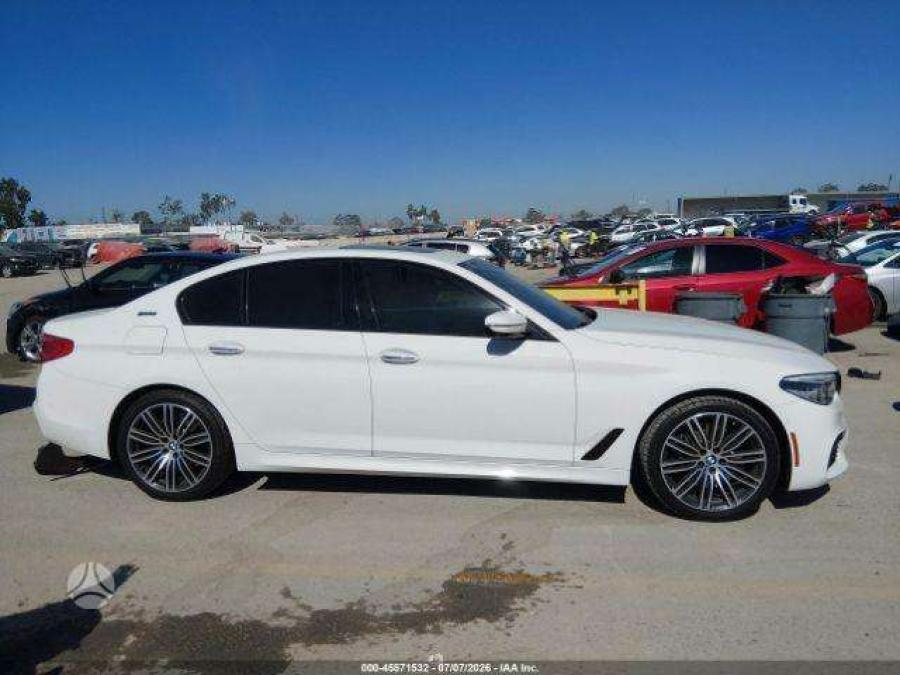 Balts BMW 530 2018 Klaipėda, ar dzinēja tilpumu 2.00 L un nobraukumu 85 tūkst. km par 9900 €, foto 15 vietnē AUTOMOTO.COM.LV