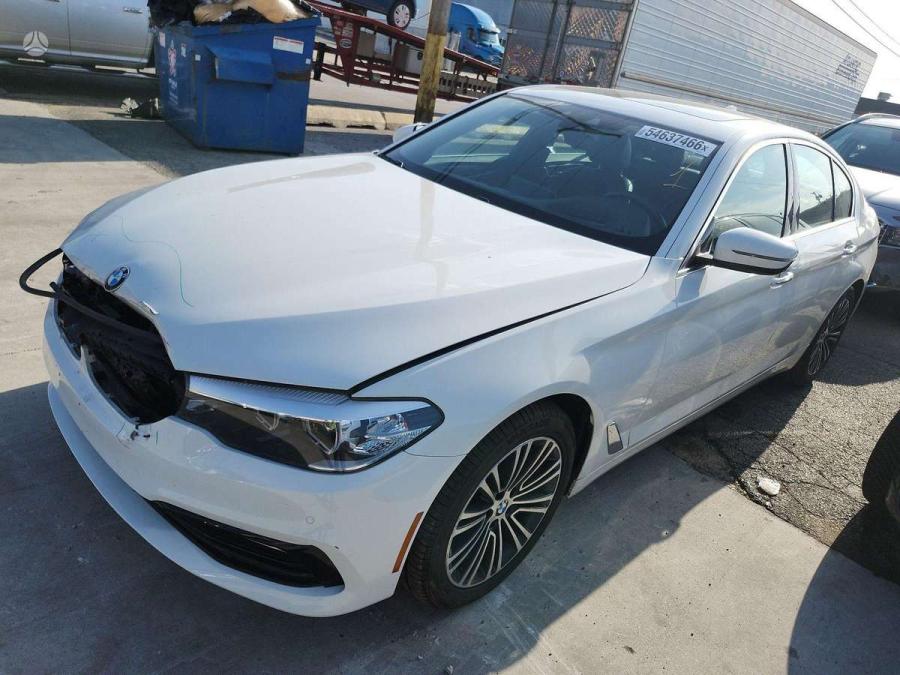 White BMW 530 2018 in Vilnius, with an engine capacity of 2.00 L and mileage of 140 thousand km for 11600 €, photo 1 on AUTOMOTO.COM.LV