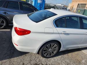 White BMW 530 2018 in Vilnius, with an engine capacity of 2.00 L and mileage of 140 thousand km for 11600 €, photo 7 on AUTOMOTO.COM.LV