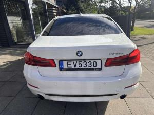 White BMW 530 2018 in Kaunas, with an engine capacity of 2.00 L and mileage of 200 thousand km for 15900 €, photo  on AUTOMOTO.COM.LV