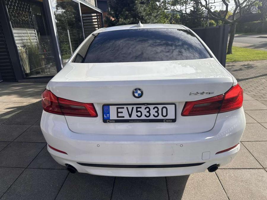 Balts BMW 530 2018 Kauņa, ar dzinēja tilpumu 2.00 L un nobraukumu 200 tūkst. km par 15900 €, foto 1 vietnē AUTOMOTO.COM.LV