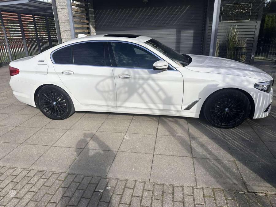 Balts BMW 530 2018 Kauņa, ar dzinēja tilpumu 2.00 L un nobraukumu 200 tūkst. km par 15900 €, foto 7 vietnē AUTOMOTO.COM.LV