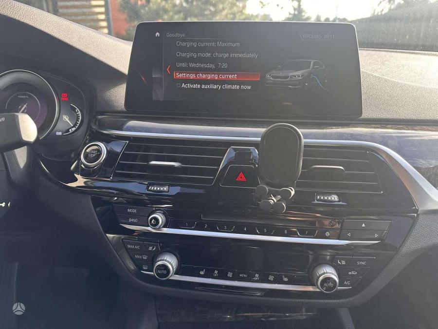 Balts BMW 530 2018 Kauņa, ar dzinēja tilpumu 2.00 L un nobraukumu 200 tūkst. km par 15900 €, foto 12 vietnē AUTOMOTO.COM.LV