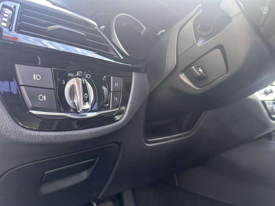 Balts BMW 530 2018 Kauņa, ar dzinēja tilpumu 2.00 L un nobraukumu 200 tūkst. km par 15900 €, foto 20 vietnē AUTOMOTO.COM.LV