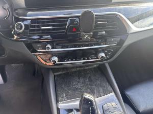 Balts BMW 530 2018 Kauņa, ar dzinēja tilpumu 2.00 L un nobraukumu 200 tūkst. km par 15900 €, foto 25 vietnē AUTOMOTO.COM.LV
