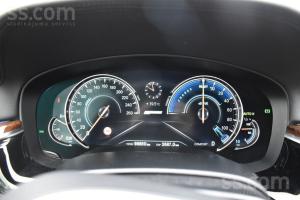 White BMW 530 2018 in Kuldiga, with an engine capacity of 2.00 L and mileage of 0 thousand km for 26550 €, photo 14 on AUTOMOTO.COM.LV