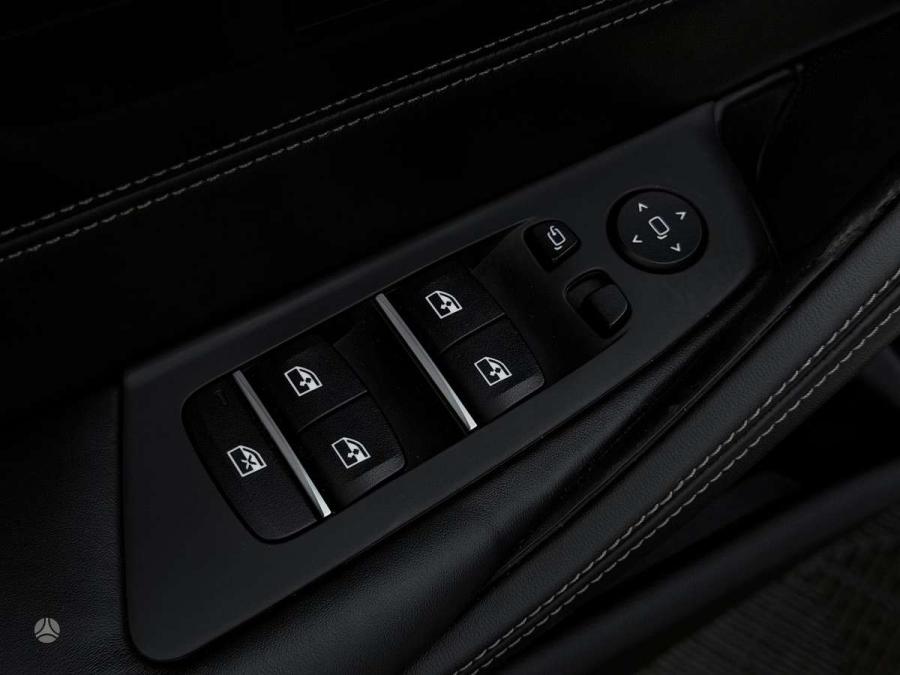 Белый БМВ 530 2018 в Вильнюс, объемом двигателя 2.00 л и пробегом 83 тыс. км за 25400 €, фото 23 на AUTOMOTO.COM.LV
