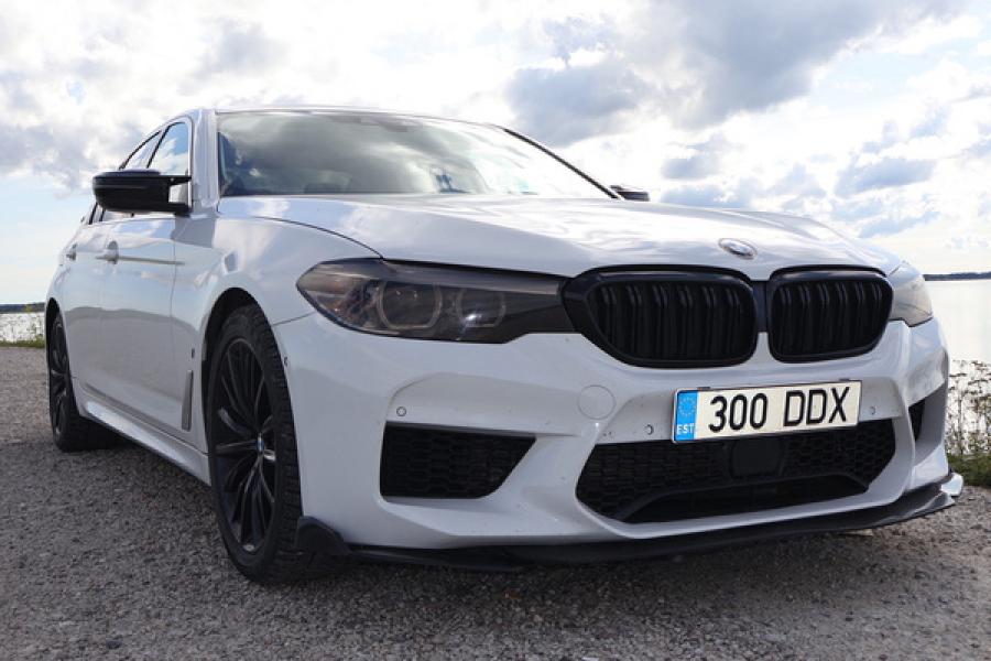 Balts BMW 530 2018 Tallina, ar dzinēja tilpumu 2.00 L un nobraukumu 185 tūkst. km par 18900 €, foto 4 vietnē AUTOMOTO.COM.LV
