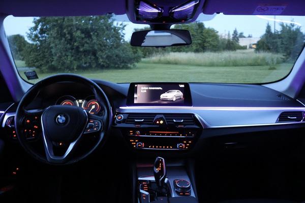 Balts BMW 530 2018 Tallina, ar dzinēja tilpumu 2.00 L un nobraukumu 185 tūkst. km par 18900 €, foto 8 vietnē AUTOMOTO.COM.LV