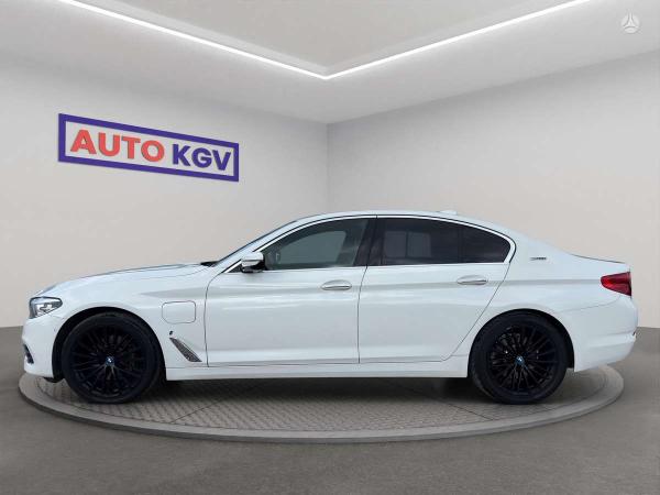 Balts BMW 530 2018 Kauņa, ar dzinēja tilpumu 2.00 L un nobraukumu 200 tūkst. km par 17999 €, foto 3 vietnē AUTOMOTO.COM.LV