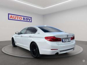 Balts BMW 530 2018 Kauņa, ar dzinēja tilpumu 2.00 L un nobraukumu 200 tūkst. km par 17999 €, foto 4 vietnē AUTOMOTO.COM.LV