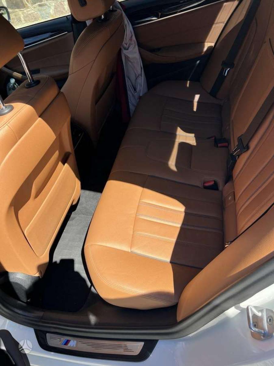Balts BMW 530 2018 Klaipėda, ar dzinēja tilpumu 2.00 L un nobraukumu 97 tūkst. km par 21000 €, foto 16 vietnē AUTOMOTO.COM.LV