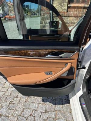 Balts BMW 530 2018 Klaipėda, ar dzinēja tilpumu 2.00 L un nobraukumu 97 tūkst. km par 21000 €, foto 17 vietnē AUTOMOTO.COM.LV