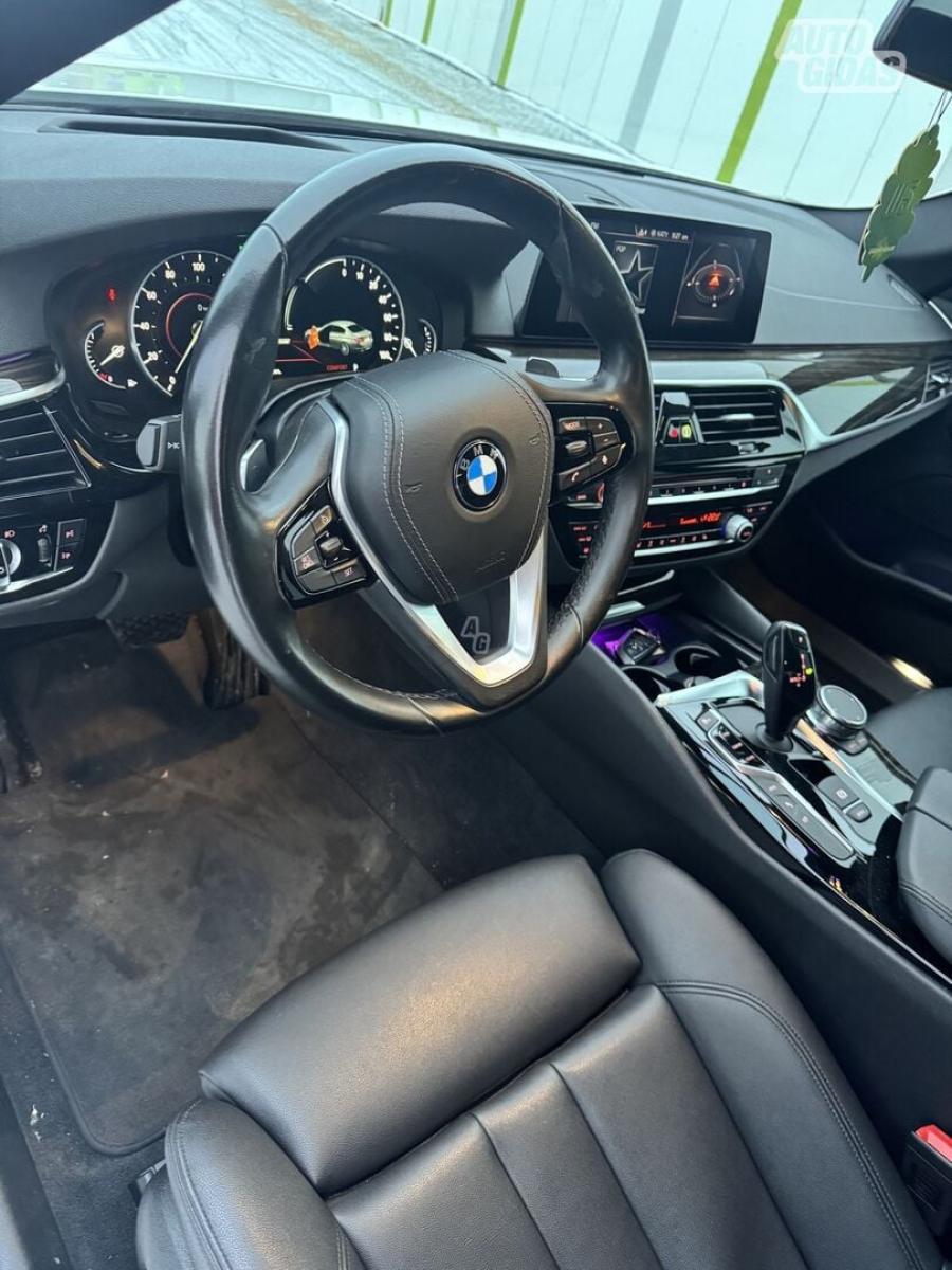 White BMW 530 2019 in Raseiniai, with an engine capacity of 2.00 L and mileage of 55 thousand km for 21000 €, photo 17 on AUTOMOTO.COM.LV