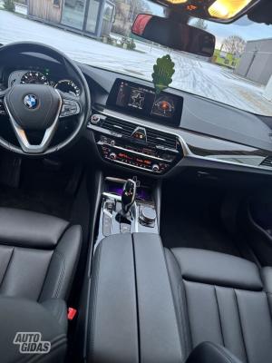 White BMW 530 2019 in Raseiniai, with an engine capacity of 2.00 L and mileage of 55 thousand km for 21000 €, photo 18 on AUTOMOTO.COM.LV