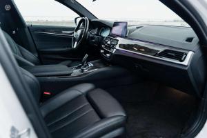 Balts BMW 530 2019 Viļņa, ar dzinēja tilpumu 2.00 L un nobraukumu 129 tūkst. km par 19900 €, foto 20 vietnē AUTOMOTO.COM.LV