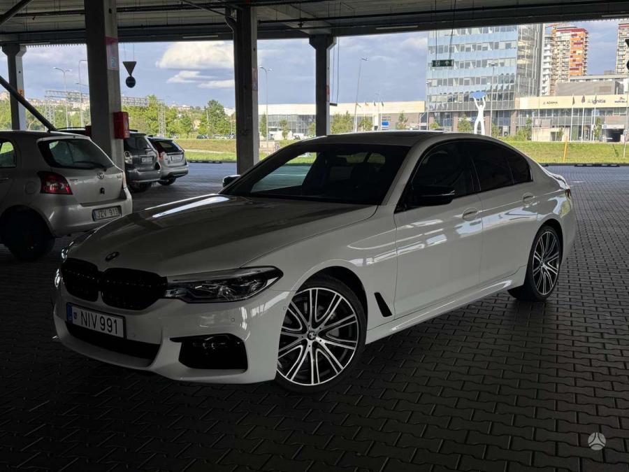Balts BMW 530 2019 Viļņa, ar dzinēja tilpumu 2.00 L un nobraukumu 70 tūkst. km par 20000 €, foto 4 vietnē AUTOMOTO.COM.LV