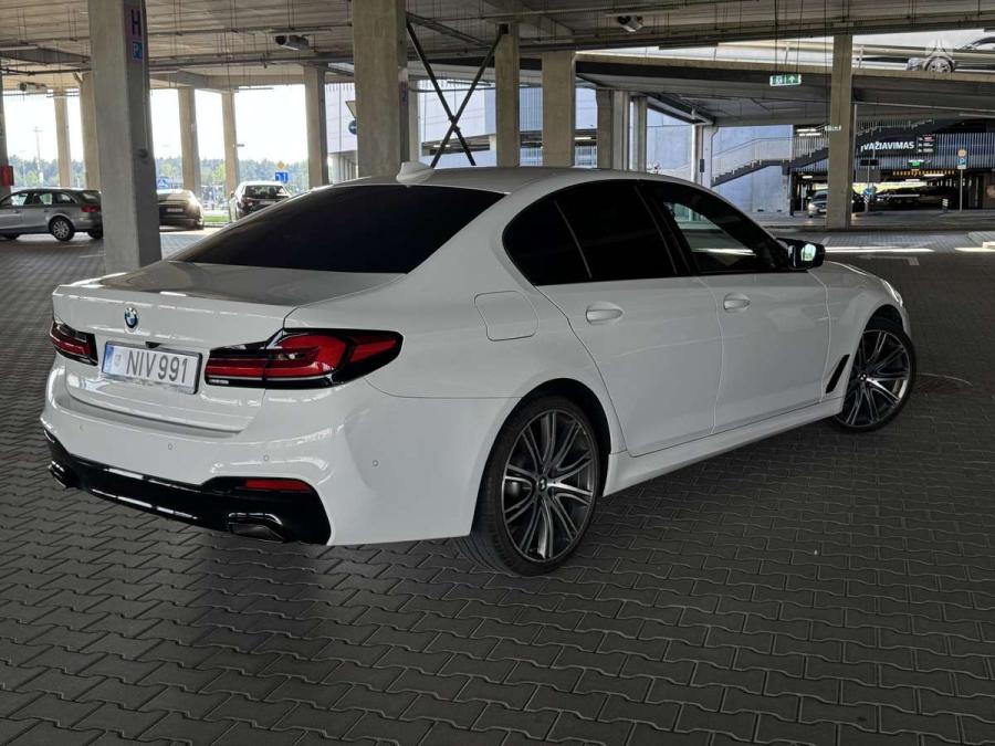 Balts BMW 530 2019 Viļņa, ar dzinēja tilpumu 2.00 L un nobraukumu 70 tūkst. km par 20000 €, foto 8 vietnē AUTOMOTO.COM.LV