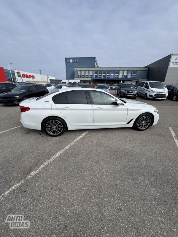 White BMW 530 2019 in Kaunas, with an engine capacity of 2.00 L and mileage of 55 thousand km for 21000 €, photo 4 on AUTOMOTO.COM.LV