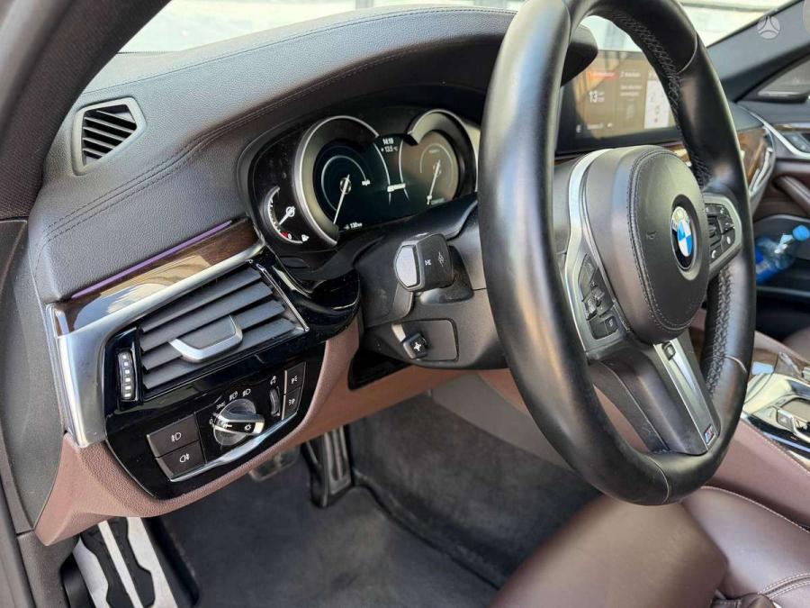 Белый БМВ 530 2019 в Вильнюс, объемом двигателя 2.01 л и пробегом 100 тыс. км за 21500 €, фото 20 на AUTOMOTO.COM.LV