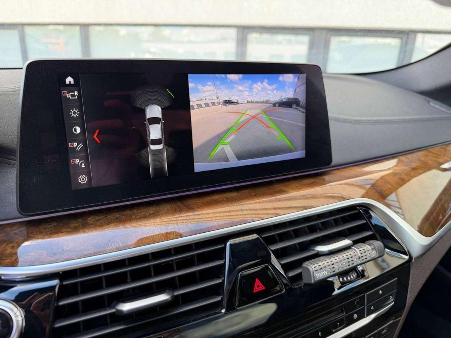 Белый БМВ 530 2019 в Вильнюс, объемом двигателя 2.01 л и пробегом 100 тыс. км за 21500 €, фото 24 на AUTOMOTO.COM.LV