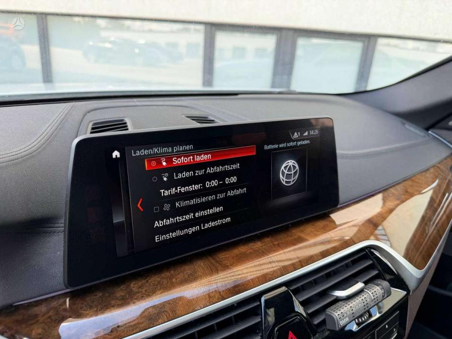 Белый БМВ 530 2019 в Вильнюс, объемом двигателя 2.01 л и пробегом 100 тыс. км за 21500 €, фото 29 на AUTOMOTO.COM.LV