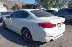 White BMW 530 2019 in Vilnius, with an engine capacity of 2.00 L and mileage of 247 thousand km for 10700 €, photo 9 on AUTOMOTO.COM.LV