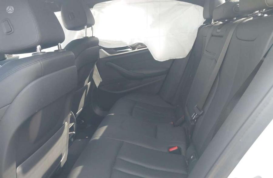 White BMW 530 2019 in Vilnius, with an engine capacity of 2.00 L and mileage of 247 thousand km for 10700 €, photo 21 on AUTOMOTO.COM.LV