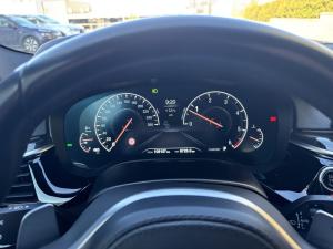 White BMW 530 2019 in Vilnius, with an engine capacity of 3.00 L and mileage of 112 thousand km for 30000 €, photo 10 on AUTOMOTO.COM.LV