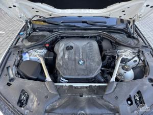 White BMW 530 2019 in Vilnius, with an engine capacity of 3.00 L and mileage of 112 thousand km for 30000 €, photo 21 on AUTOMOTO.COM.LV