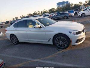 White BMW 530 2020 in Klaipeda, with an engine capacity of 2.00 L and mileage of 114 thousand km for 10800 €, photo 13 on AUTOMOTO.COM.LV