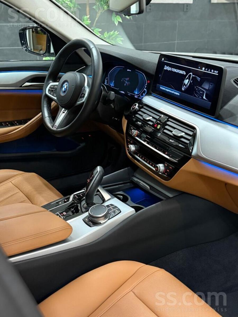 Balts BMW 530 2021 Rīga, ar dzinēja tilpumu 2.00 L un nobraukumu 70 tūkst. km par 30900 €, foto 7 vietnē AUTOMOTO.COM.LV
