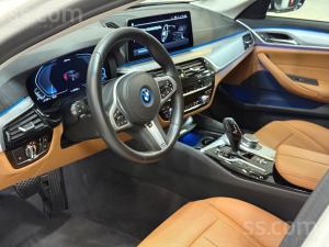 Balts BMW 530 2021 Rīga, ar dzinēja tilpumu 2.00 L un nobraukumu 70 tūkst. km par 30900 €, foto 8 vietnē AUTOMOTO.COM.LV