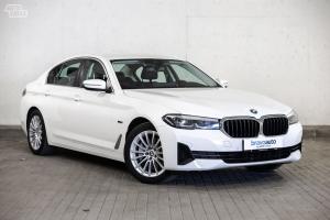Balts BMW 530 2022 Viļņa, ar dzinēja tilpumu 2.00 L un nobraukumu 96 tūkst. km par 31991 €, foto 4 vietnē AUTOMOTO.COM.LV