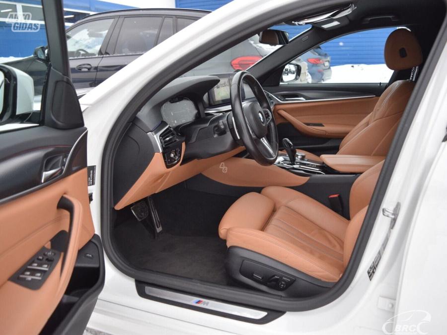 Balts BMW 530 2023 Rīga, ar dzinēja tilpumu 3.00 L un nobraukumu 92 tūkst. km par 42500 €, foto 3 vietnē AUTOMOTO.COM.LV
