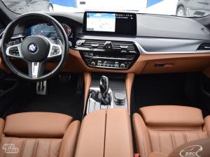 Balts BMW 530 2023 Rīga, ar dzinēja tilpumu 3.00 L un nobraukumu 92 tūkst. km par 42500 €, foto 4 vietnē AUTOMOTO.COM.LV