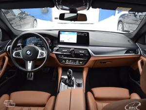 Balts BMW 530 2023 Rīga, ar dzinēja tilpumu 3.00 L un nobraukumu 92 tūkst. km par 42500 €, foto 17 vietnē AUTOMOTO.COM.LV