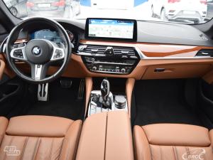 Balts BMW 530 2023 Rīga, ar dzinēja tilpumu 3.00 L un nobraukumu 87 tūkst. km par 42900 €, foto 4 vietnē AUTOMOTO.COM.LV