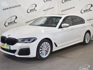 Balts BMW 530 2023 Rīga, ar dzinēja tilpumu 2.00 L un nobraukumu 98 tūkst. km par 38900 €, foto  vietnē AUTOMOTO.COM.LV