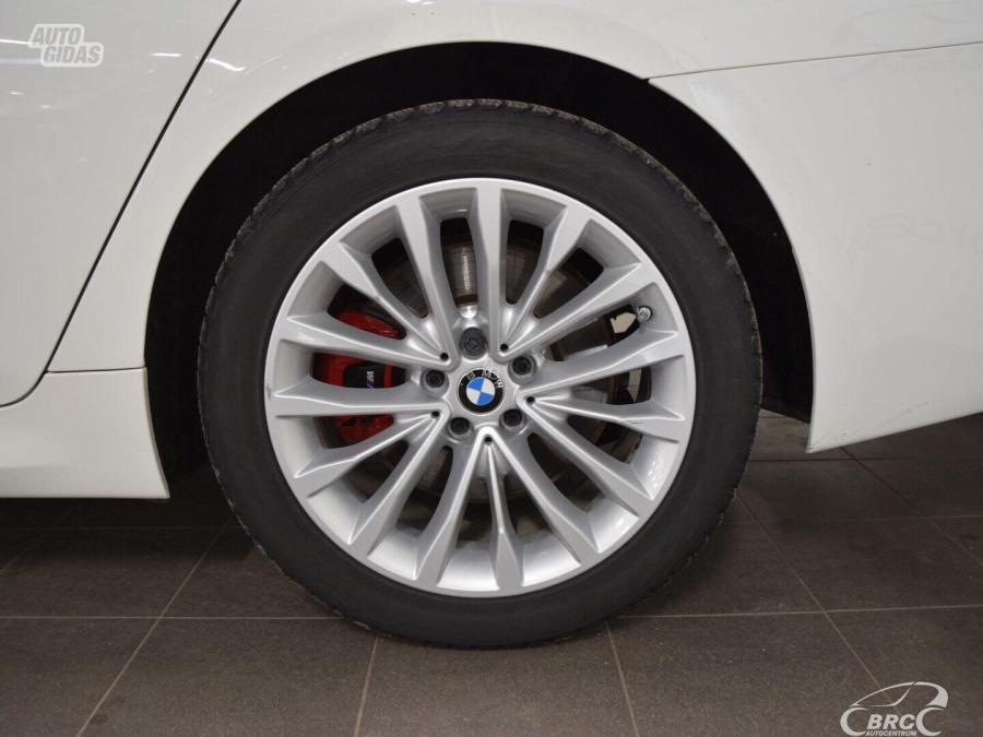Balts BMW 530 2023 Rīga, ar dzinēja tilpumu 2.00 L un nobraukumu 98 tūkst. km par 38900 €, foto 33 vietnē AUTOMOTO.COM.LV