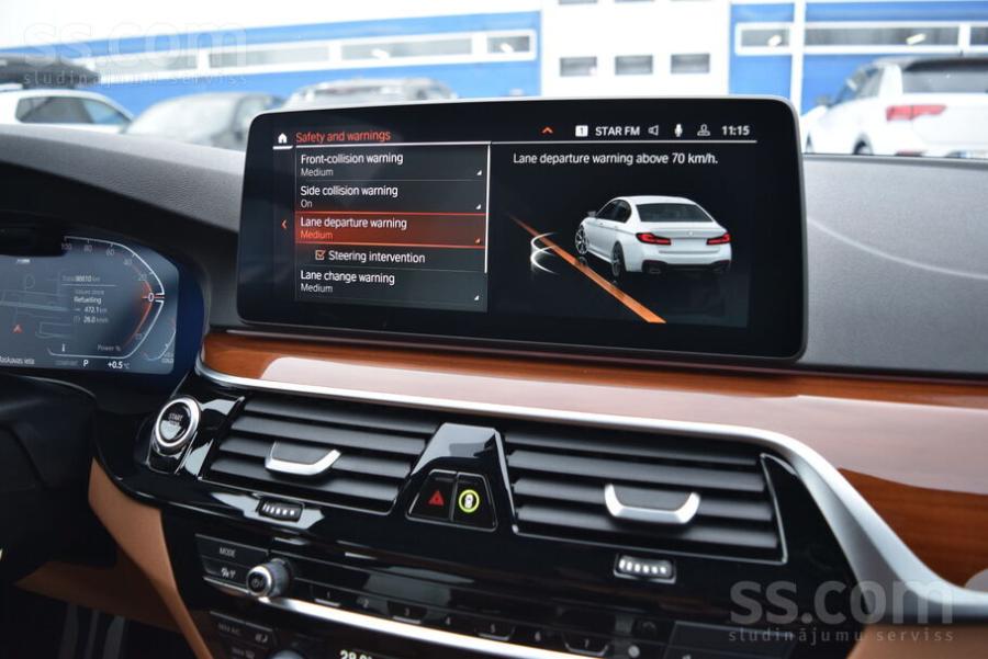Balts BMW 530 2023 Rīga, ar dzinēja tilpumu 3.00 L un nobraukumu 87 tūkst. km par 39900 €, foto 9 vietnē AUTOMOTO.COM.LV