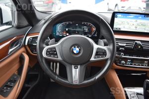 Balts BMW 530 2023 Rīga, ar dzinēja tilpumu 3.00 L un nobraukumu 87 tūkst. km par 39900 €, foto 13 vietnē AUTOMOTO.COM.LV